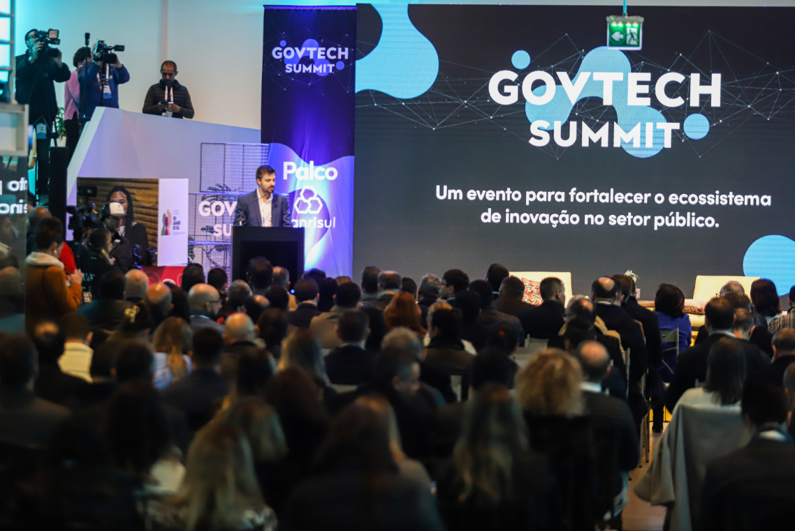 Governos inteligentes: o futuro da gestão pública começa agora - Pacto ...